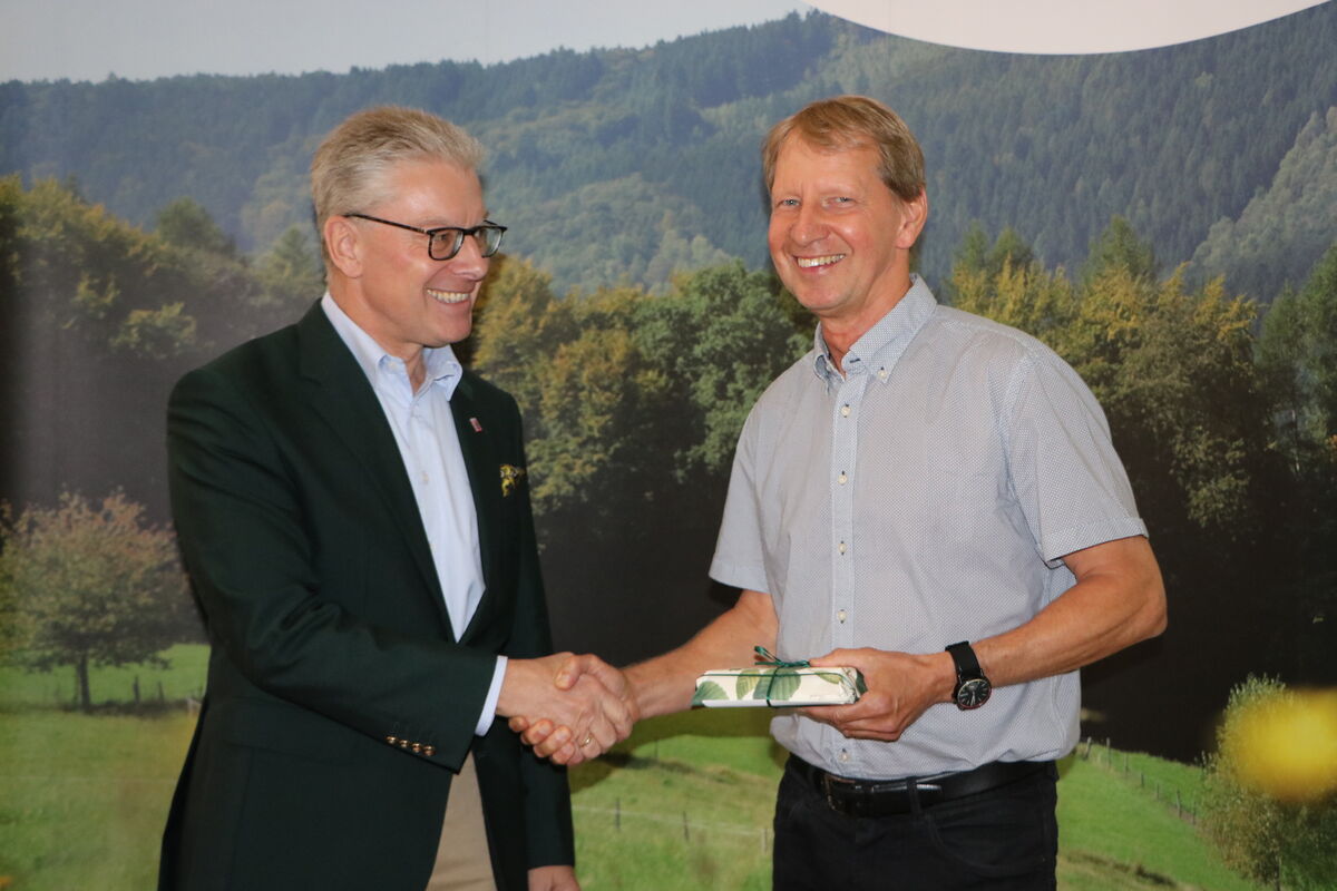Volker Gerding in Ruhestand verabschiedet | HessenForst